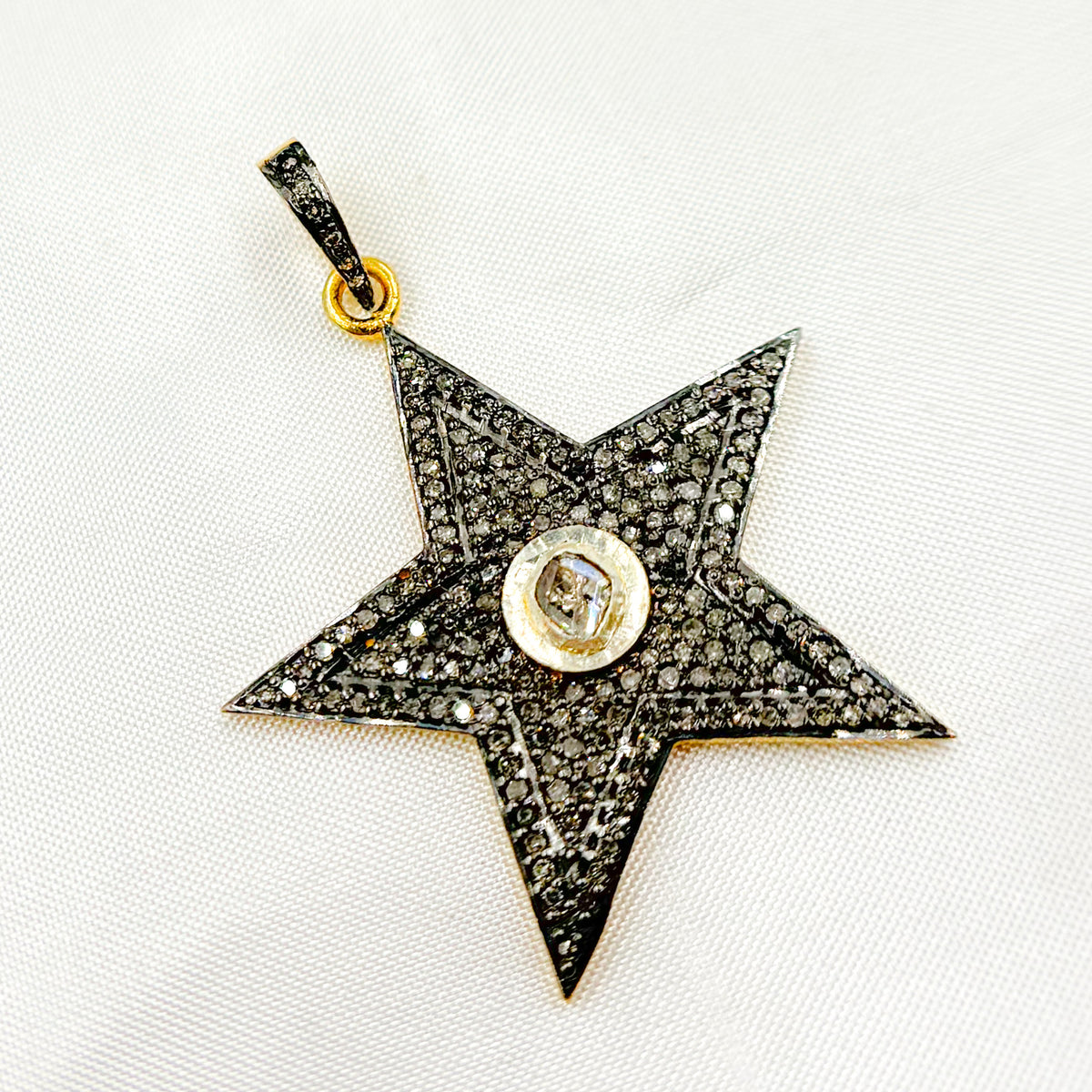 DP368. Diamond Sterling Silver Star Pendant with Polki Diamond