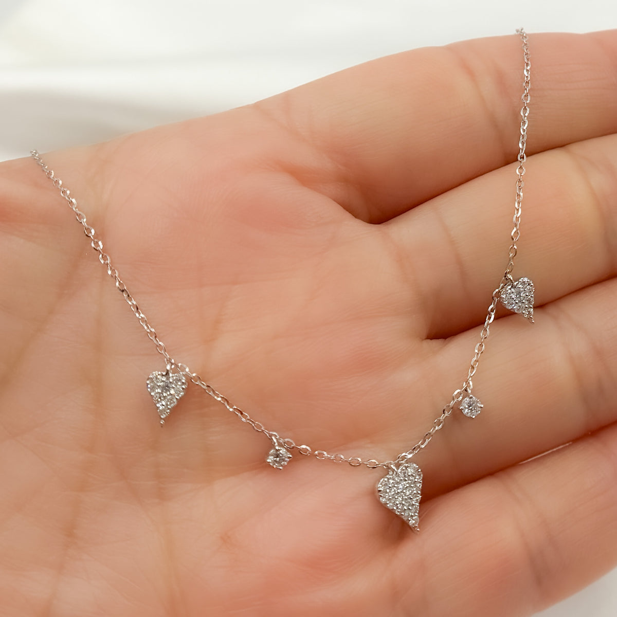 NT402987. 14K Solid Gold Diamond Heart Shape Dangle Necklace